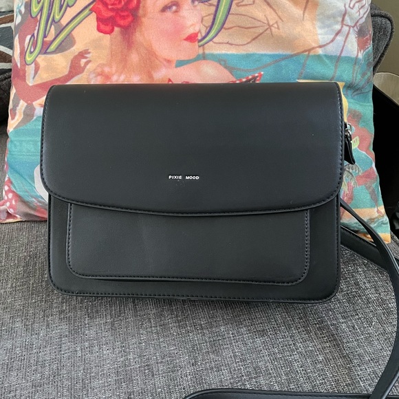 Pixie Mood | Bags | Big 5 Salepixie Mood Vegan Leather Crossbody Bag ...